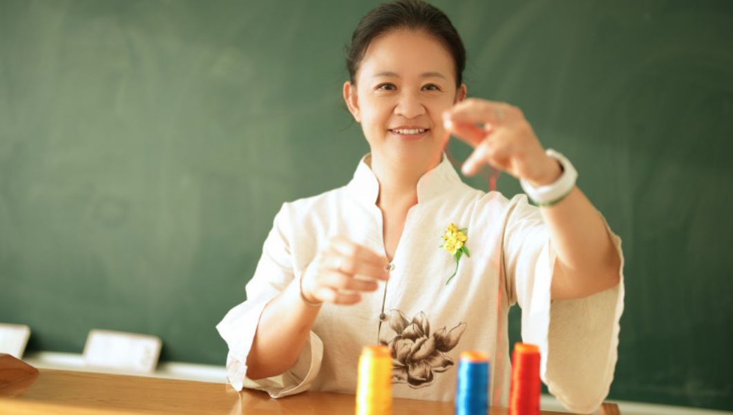 Entwining Artist | Lin Pei-ying